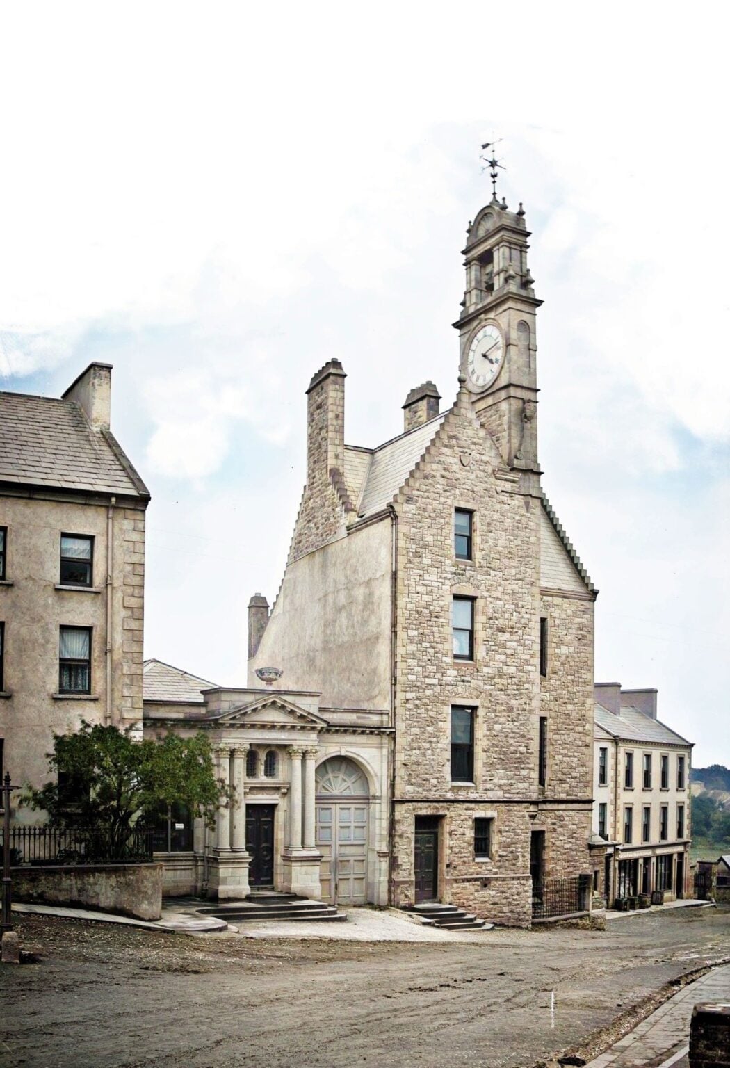 The Royal Bank of Ireland Building in Ballyshannon - IrishHistory.com